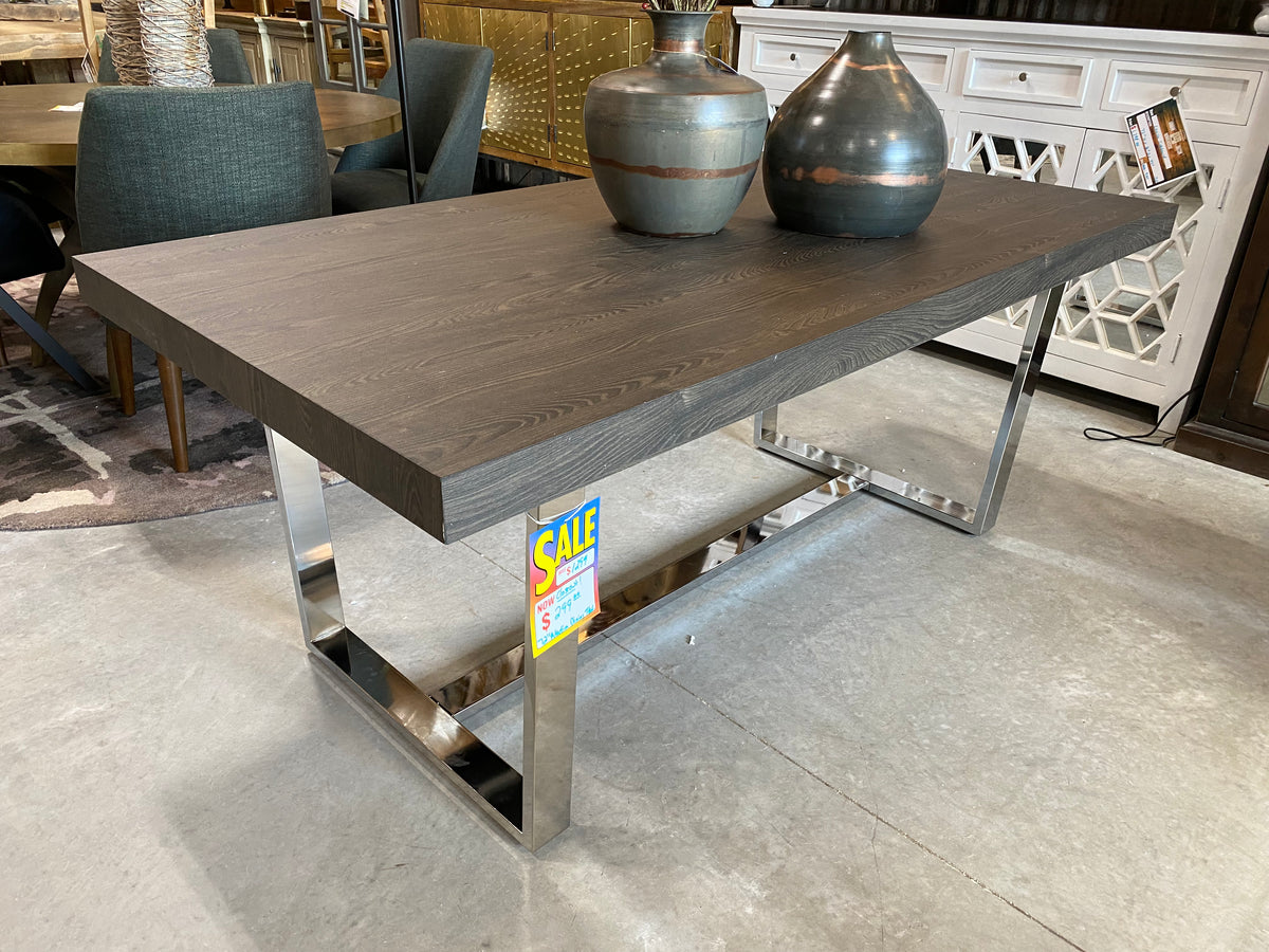 Nadia Dining Table — Urban Decor Warehouse
